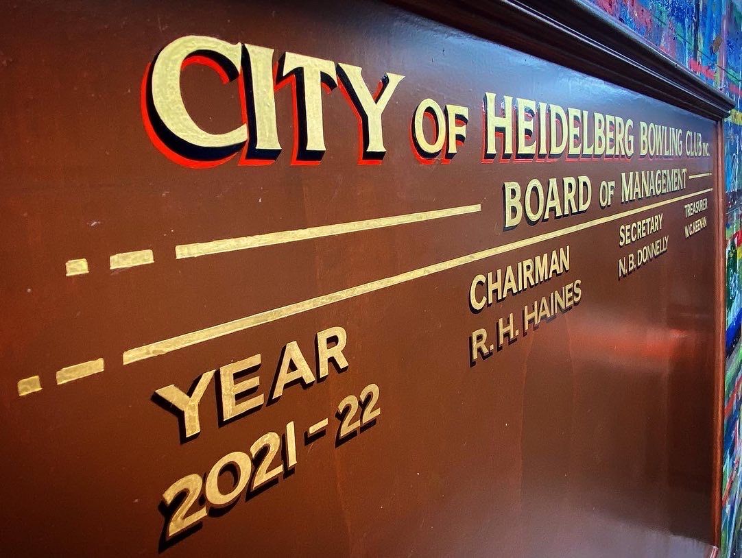 Gold Leaf Lettering | Nick the Signwriter